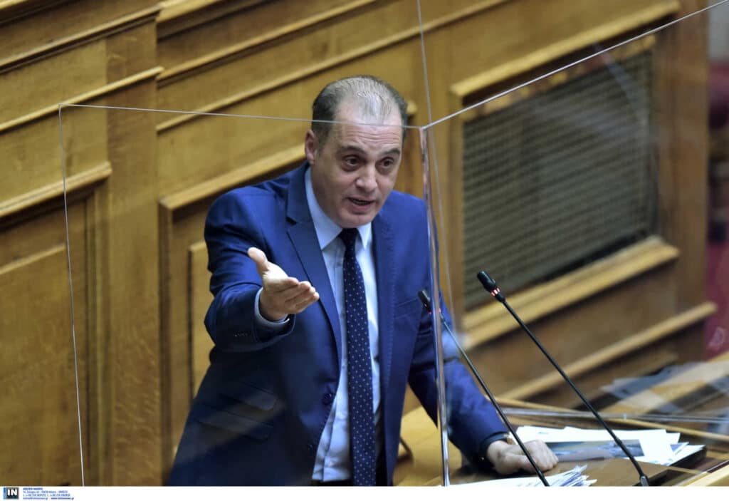 Βελόπουλος: Δεν έχετε σχέδιο διαφυγής της ελληνικής μειονότητας από την ...