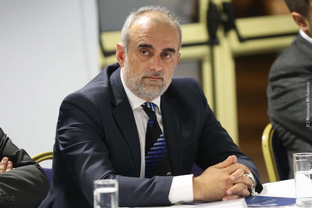 Τσώνης: «Πλώρη» για ΟΛΠ Πειραιώς-Cosco - Τι δηλώνει στην «Π» για το ...