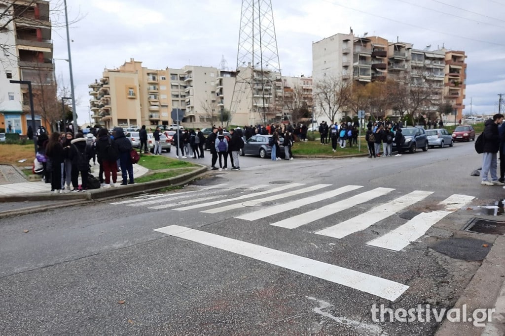 Θεσσαλονίκη: Αποχή μαθητών στο 1ο ΓΕΛ Ευόσμου – Διαμαρτύρονται για ...