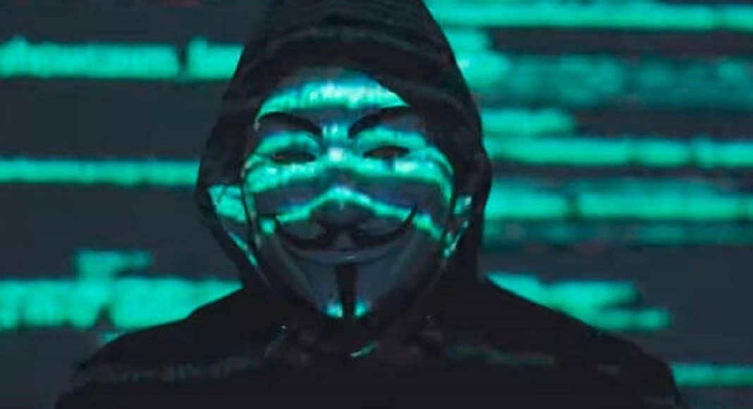 Ουκρανία: Οι Anonymous κήρυξαν κυβερνοπόλεμο στη Ρωσία - Έριξαν το RT ...