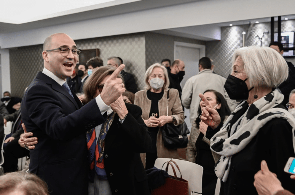 Παρουσίασε την πολιτική του Κίνηση ο Κωνσταντίνος Μπογδάνος - Ποιοι τον ...