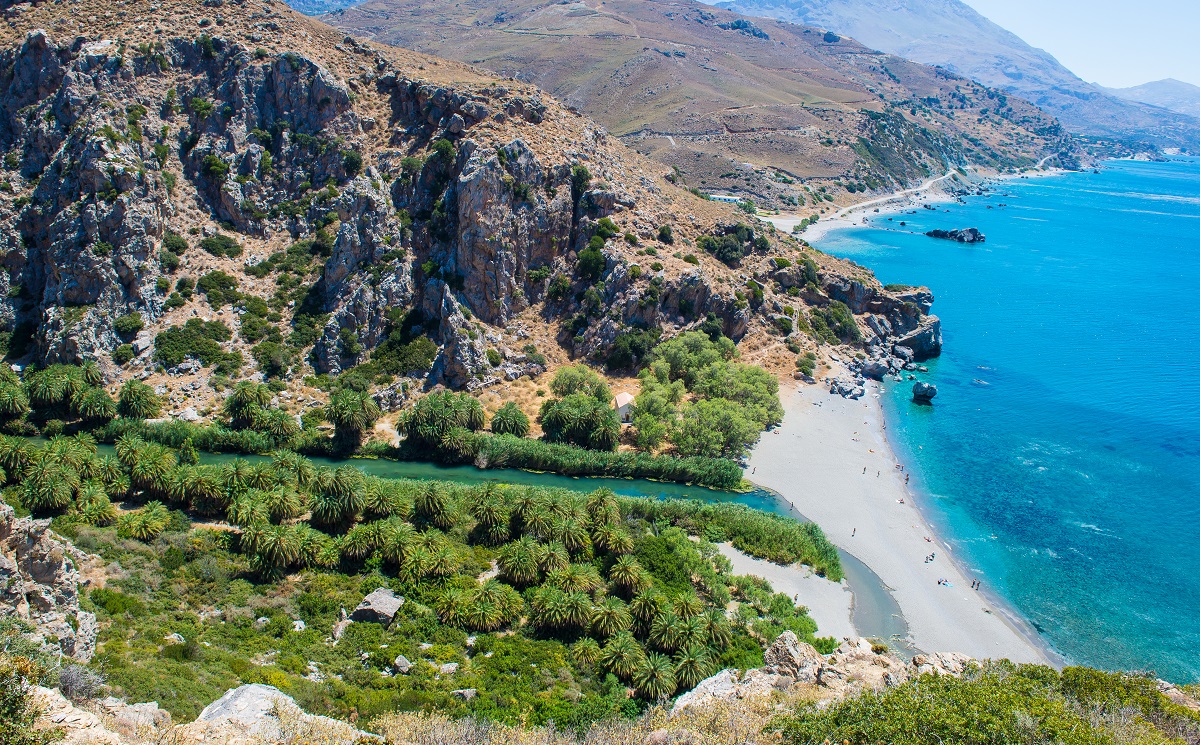 Πρέβελη: Μια από τις πιο περίεργες παραλίες της Ελλάδας | ΕΙΔΗΣΕΙΣ