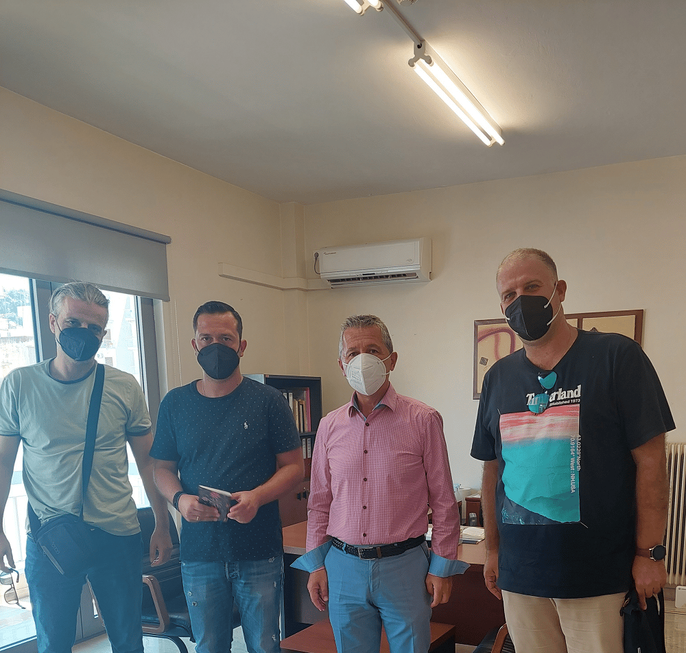 Πάτρα: Ο Σύλλογος Δασκάλων και Νηπιαγωγών συναντήθηκε με τον νέο ...