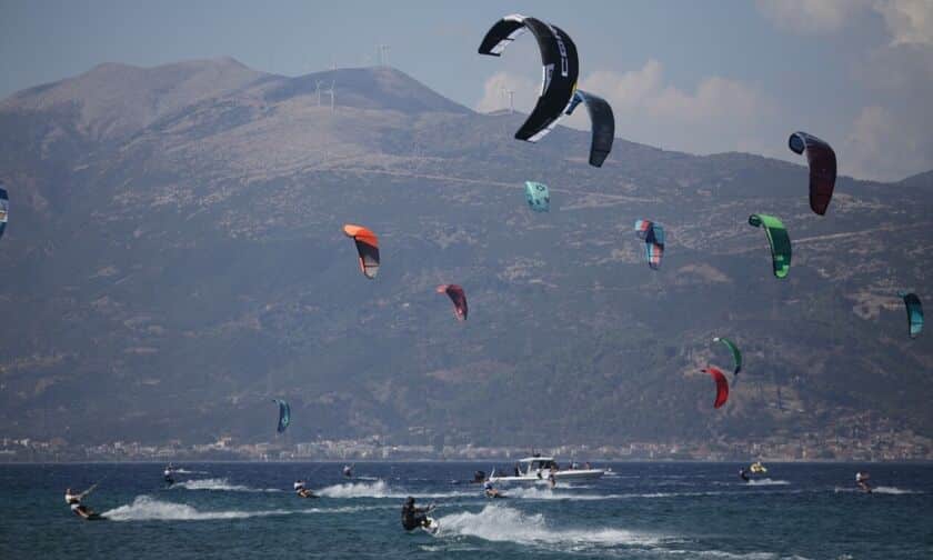 Θέαμα από άλλο πλανήτη στο 1ο OPEN Πανελλήνιο Πρωτάθλημα Formula Kite ...