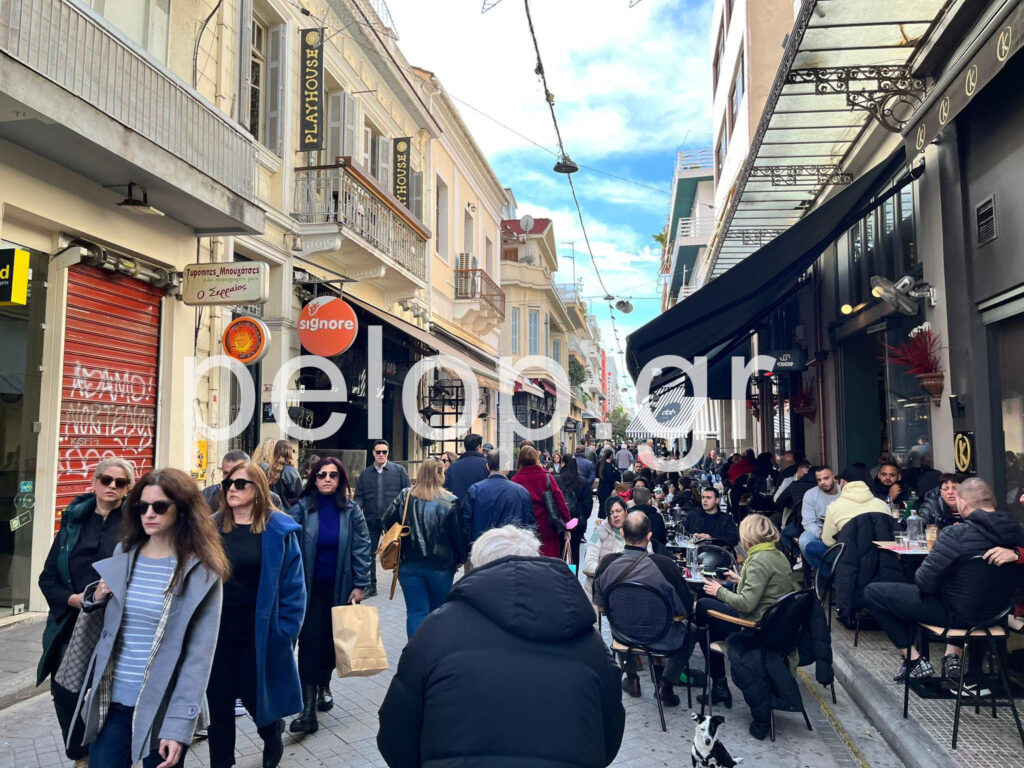 Πάτρα: Ανοικτά πάνω από τα μισά καταστήματα στο εμπορικό κέντρο - Ο ...