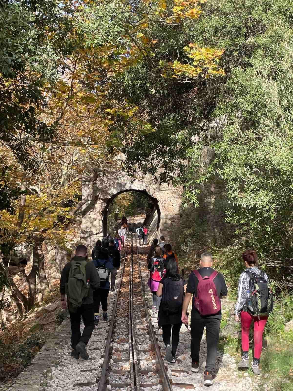 Πεζοπορία στο φαράγγι του Βουραϊκού | ΕΙΔΗΣΕΙΣ