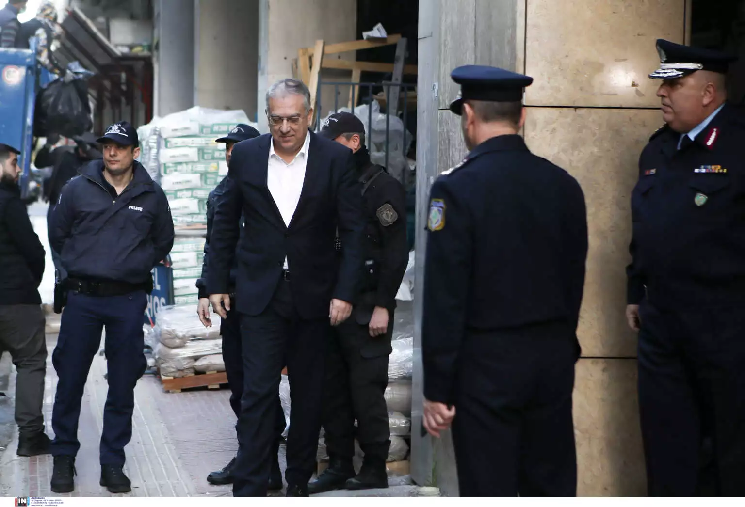 Τάκης Θεοδωρικάκος: «Ενισχύονται με 600 νέους ειδικούς φρουρούς τα ...