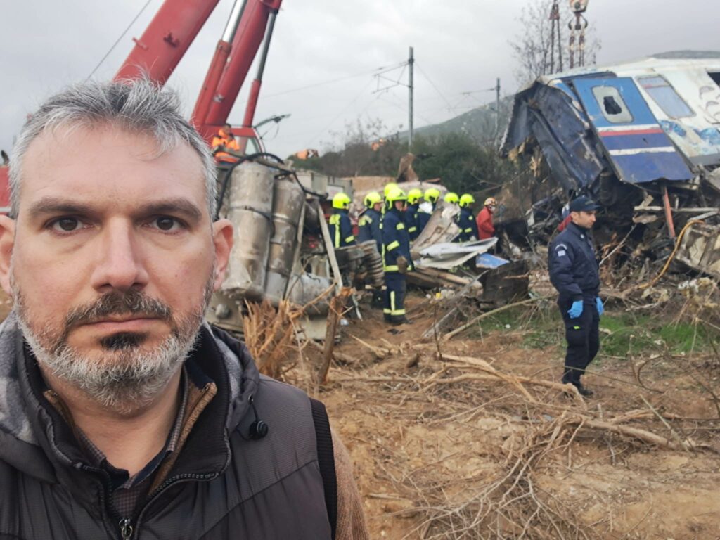 ΑΠΟΣΤΟΛΗ στα Τέμπη: «Ενα απόκοσμο τοπίο, θλίψη, θυμός, οργή και ένα ...