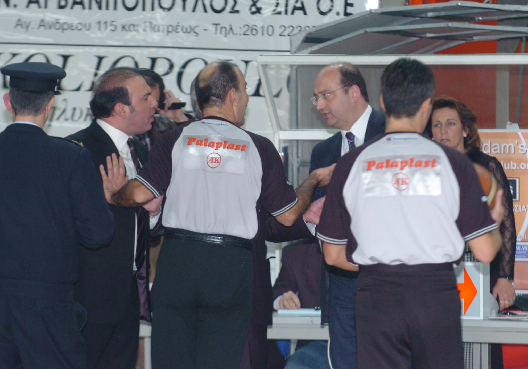 Αγνωστες ιστορίες του παρελθόντος του Νίκου Μπογονικολού