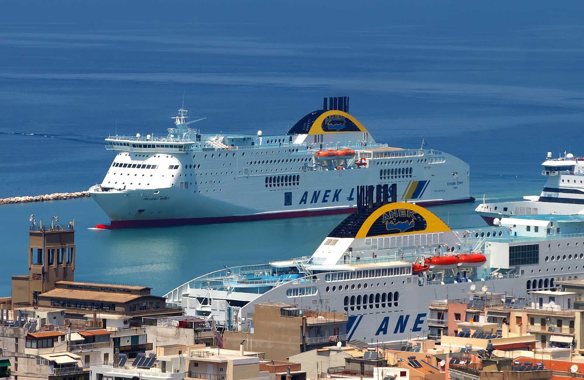 Λιμάνι: Η ΑΝΕΚ και οι «φουρτούνες» στη γραμμή προς Ιταλία | ΕΙΔΗΣΕΙΣ