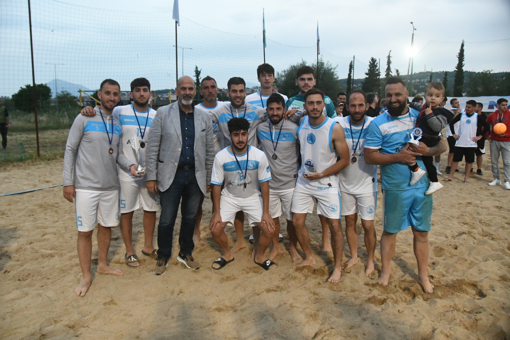 Η Νάπολι Πατρών στην Κύπρο για αγώνες beach soccer