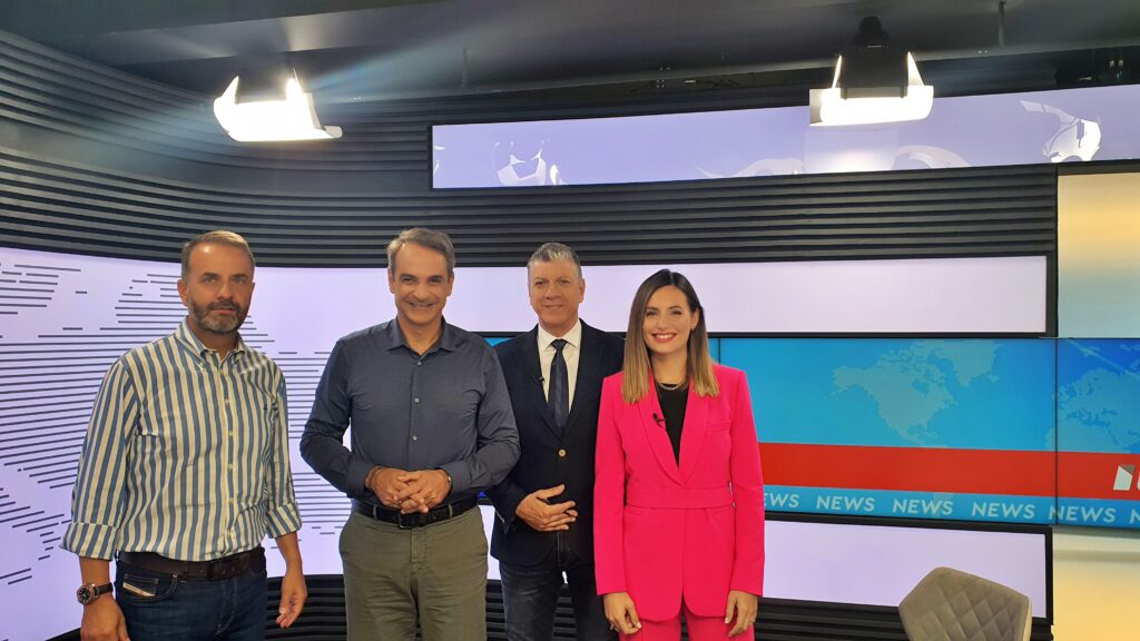 Στο ΙΟΝΙΑΝ TV ο Κυριάκος Μητσοτάκης - ΦΩΤΟ | ΕΙΔΗΣΕΙΣ