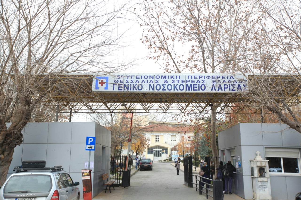 Λάρισα: Εκτός κινδύνου ο 63χρονος που έπεσε τον τρίτο όροφο - Τον έσωσε ...