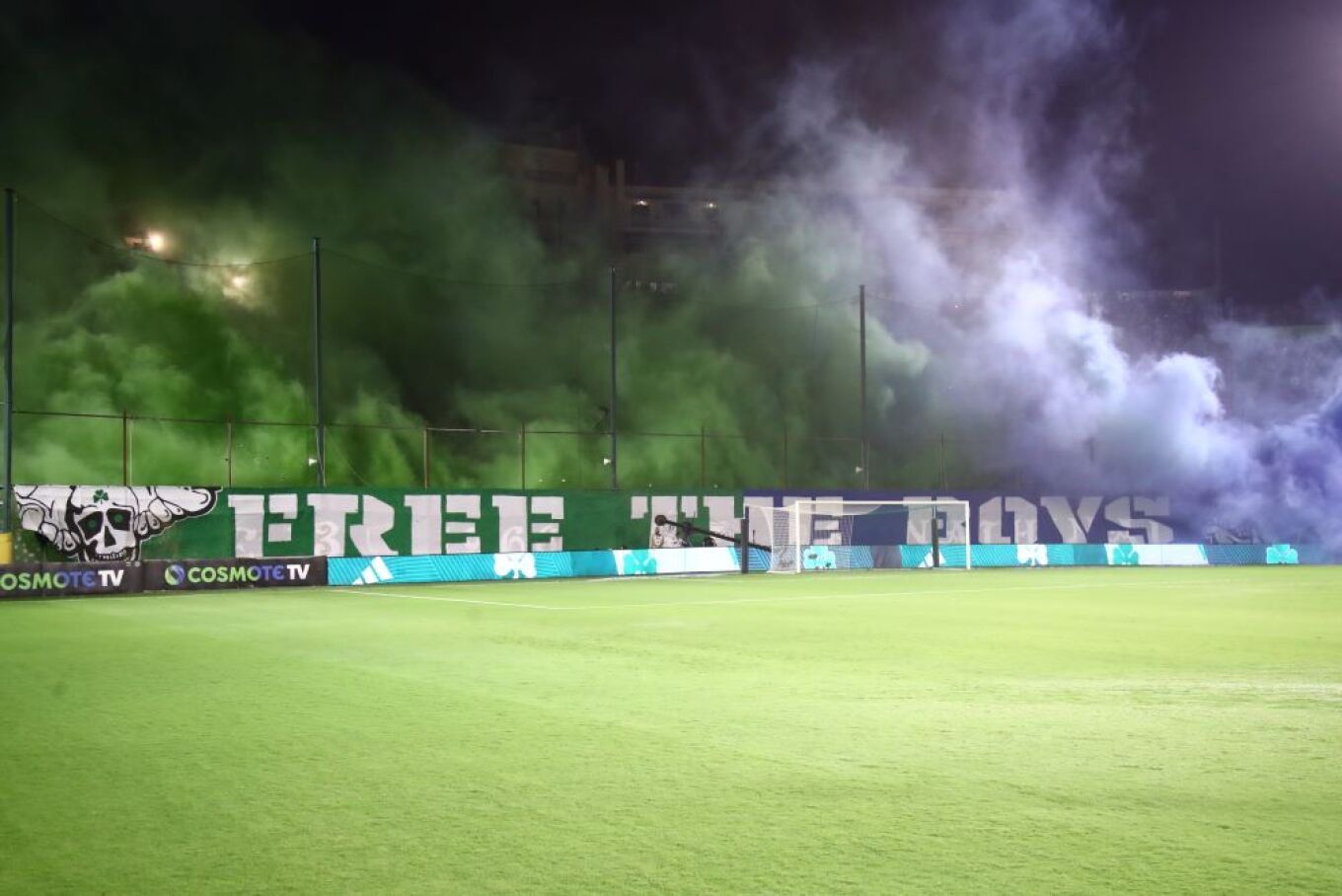 Θύρα 13 κατά οπαδών της ΑΕΚ για τη δολοφονία του Μιχάλη Κατσουρή ...