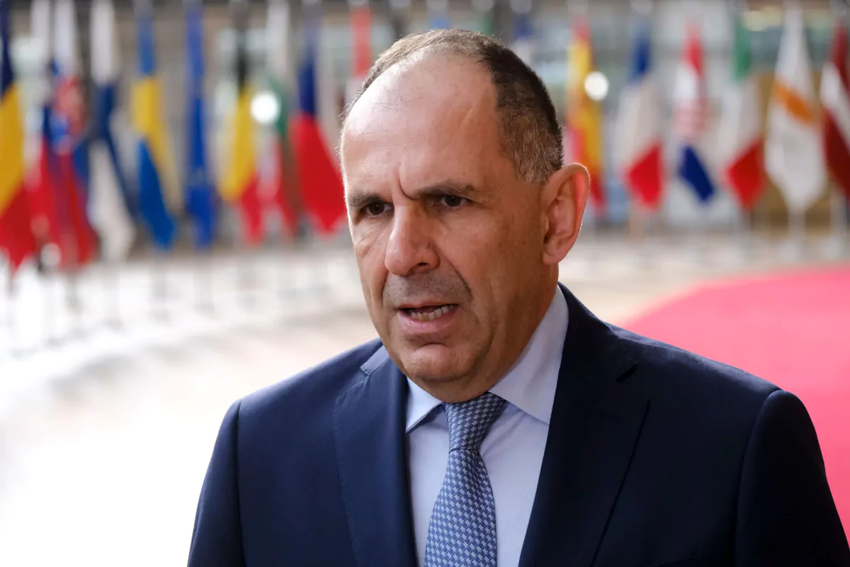 Γεραπετρίτης: Tο αίτημα επανένωσης των Γλυπτών του Παρθενώνα προκύπτει ...