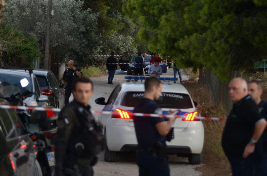Μακελειό στη Λούτσα: Τα sms στα κινητά των θυμάτων και ο ρόλος του ...