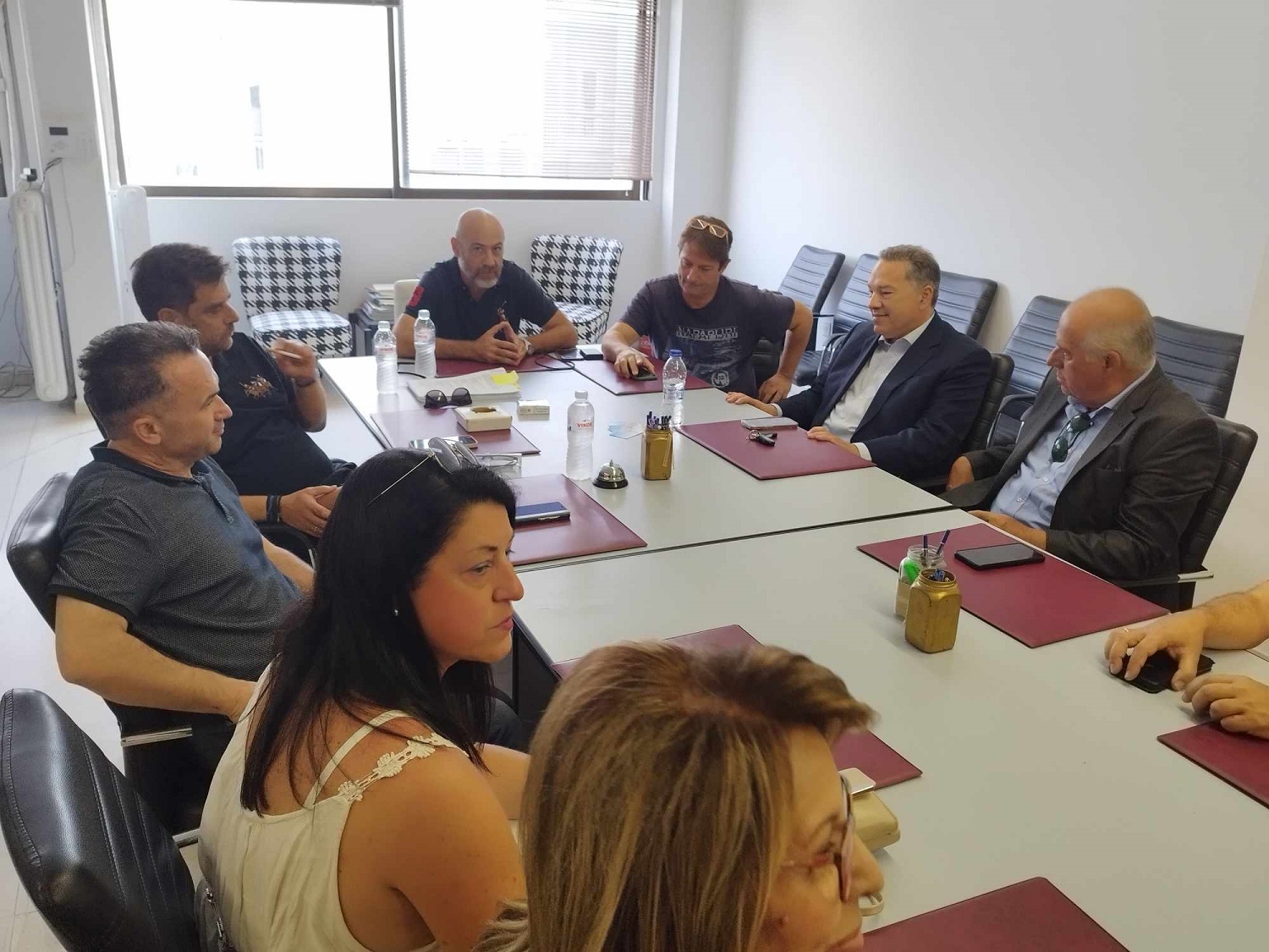 Κώστας Σβόλης: Συνεργασία με ΣΚΕΑΝΑ, εξωστρέφεια για την Πάτρα