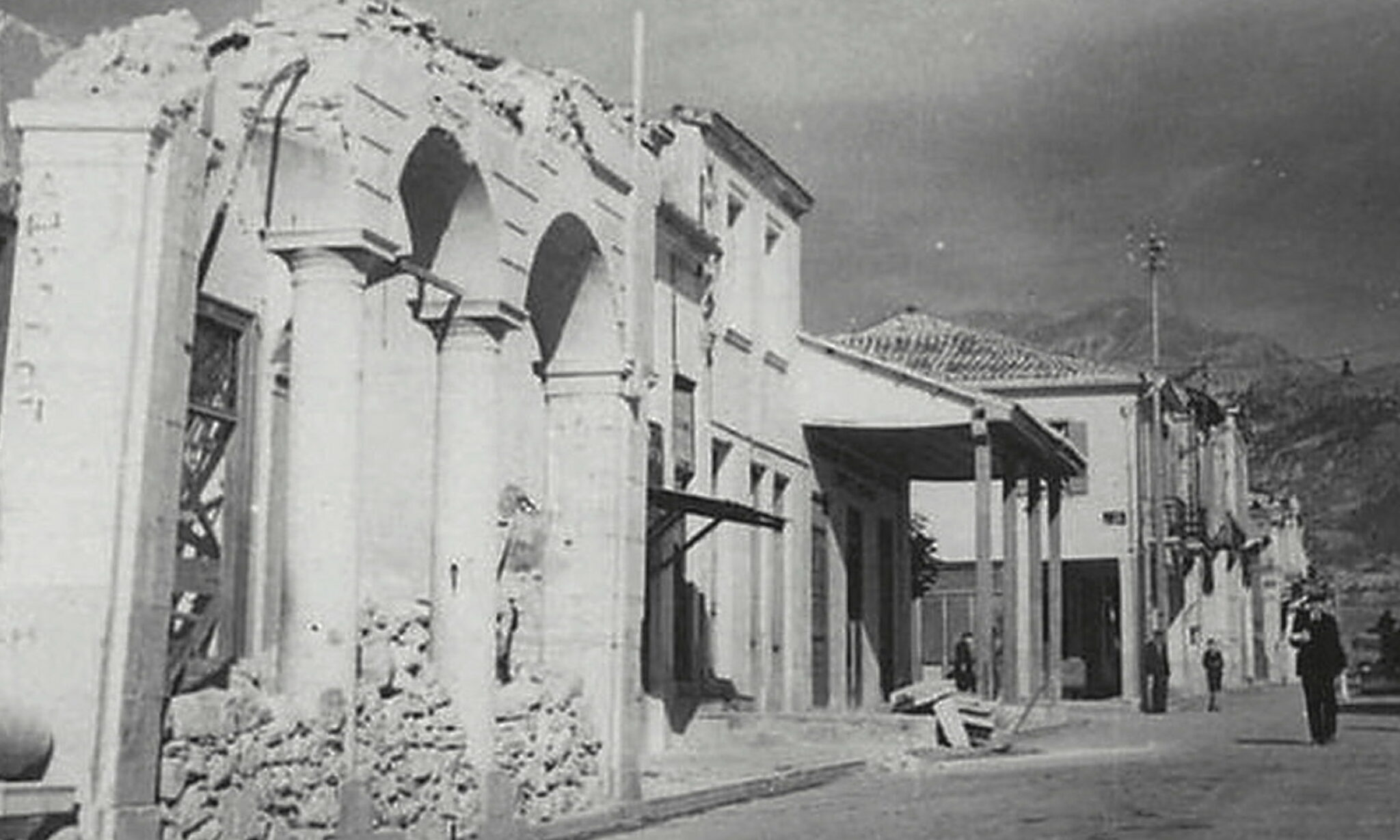 Πάτρα 1940: Οι πελαργοί που έφεραν τον θάνατο | ΕΙΔΗΣΕΙΣ