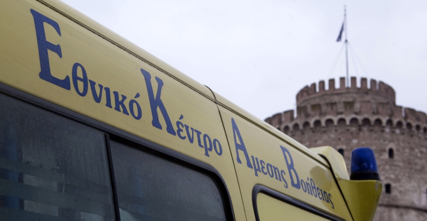 Θεσσαλονίκη: Νεκρός 59χρονος σε τροχαίο – Καρφώθηκε με τη μηχανή του σε ...