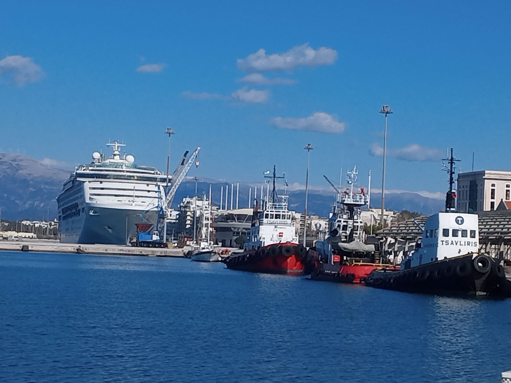 Πάτρα: Συνελήφθη πλοίαρχος στο λιμάνι διατάραξη ασφάλειας υδάτινης ...