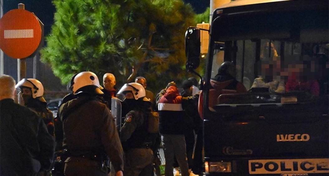 Ρέντη: Πάνω απο 400 προσαγωγές μετά τον τραυματισμό του Αστυνομικού στο ...