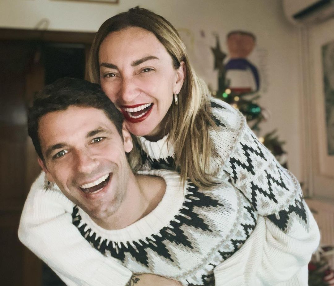 Αποστόλης Τότσικας – Ρούλα Ρέβη: Οι φωτογραφίες από το νέο σπίτι τους