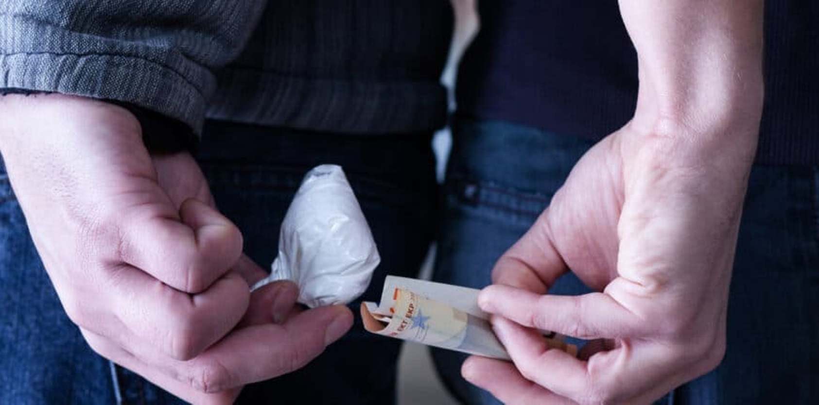 Πάτρα: Εκτός ΔΕΥΑΠ υπάλληλος για... ναρκωτικά ΕΓΓΡΑΦΟ ΝΤΟΚΟΥΜΕΝΤΟ ...