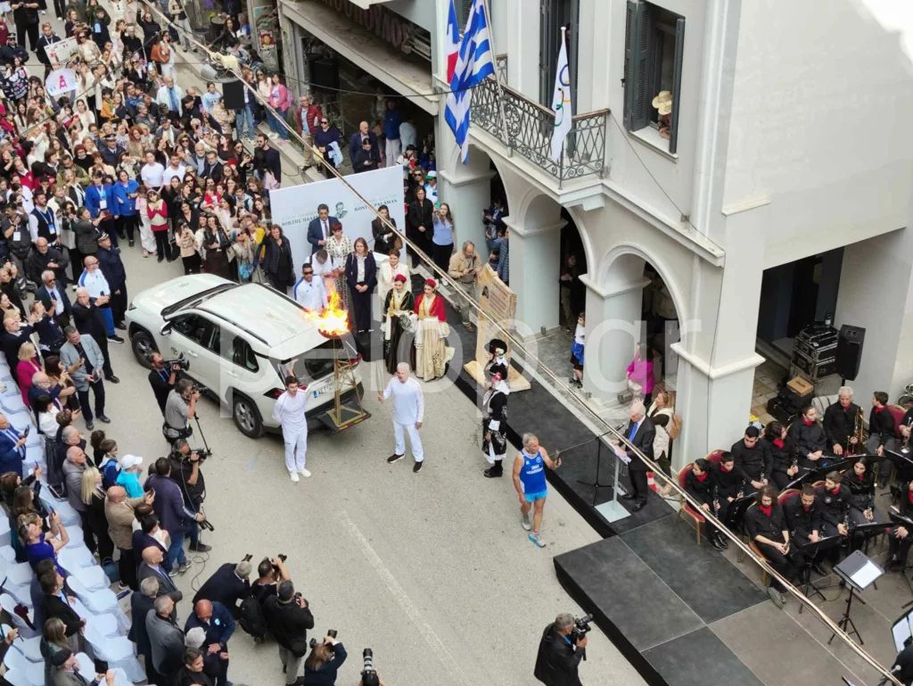 Η Ολυμπιακή Φλόγα στην Πάτρα - Οι στάσεις σε νέο Δημαρχείο και στο ...