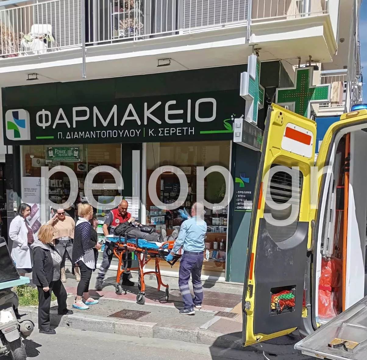 Πάτρα: Τροχαίο στο κέντρο της πόλης - Δύο άτομα στο νοσοκομείο ΦΩΤΟ ...