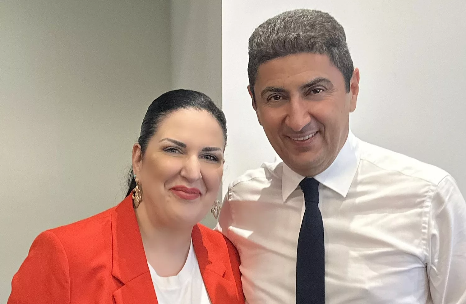 Η Άννα Μαρία Ρογδάκη στη συνάντηση στελεχών της ΔΕΕΠ Αχαΐας, παρουσία ...