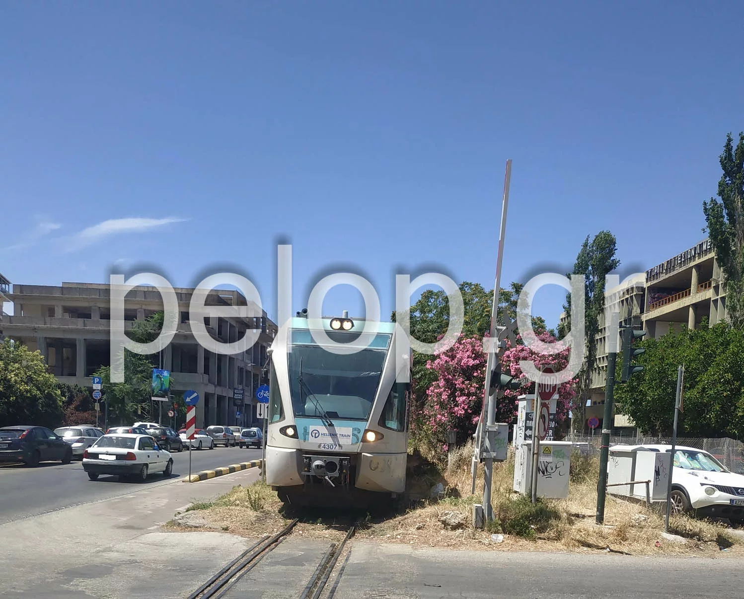 Πάτρα: «Κόλλησε» ο προαστιακός, κυκλοφοριακό κομφούζιο στη Γούναρη ΦΩΤΟ ...