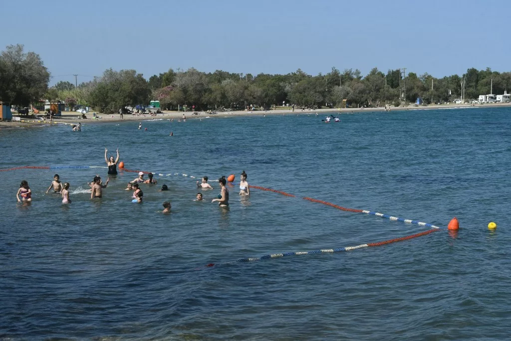 Πάτρα: Δωρεάν μαθήματα κολύμβησης από το Δήμο στην Πλαζ | ΕΙΔΗΣΕΙΣ