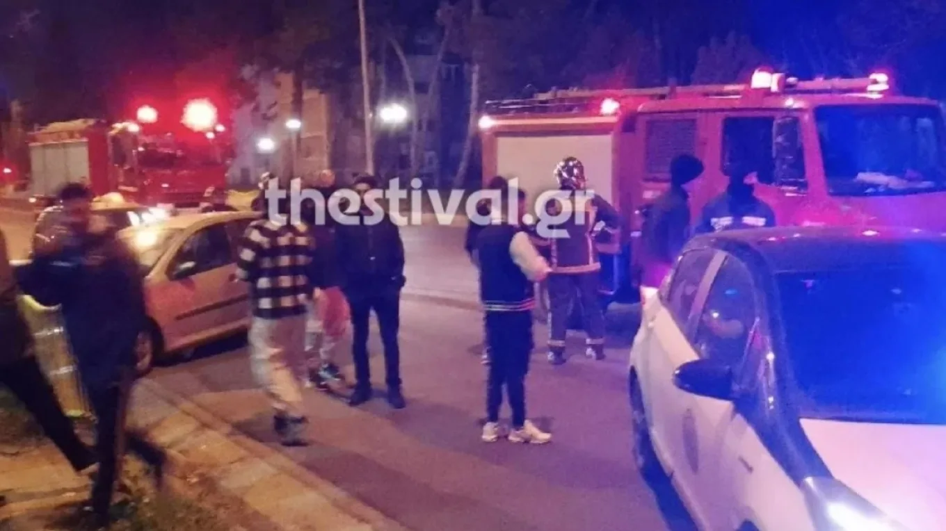 Θεσσαλονίκη: Αυτοκίνητο έπεσε πάνω σε μια κολώνα- Ενας τραυματίας ...