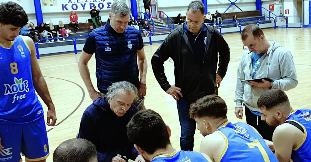 Η Ενωση 8 στα 8, με διπλό στη Σαρωνίδα - Φωτογραφίες