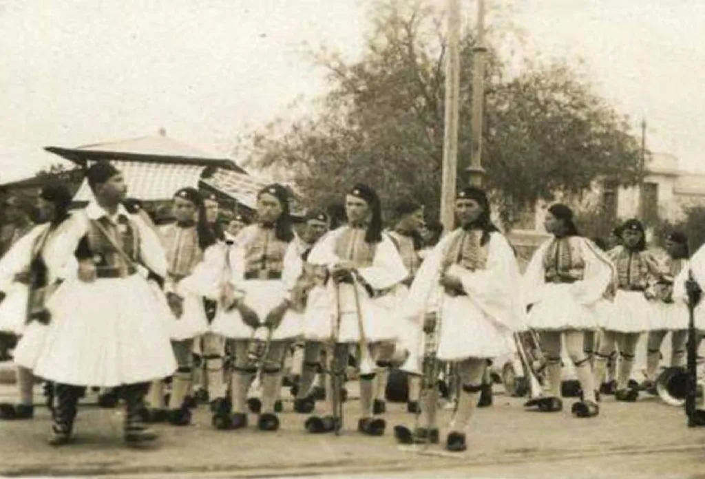 Σαν σήμερα 12 Δεκεμβρίου 1868 ιδρύεται η Ανακτορική Φρουρά, η σημερινή ...