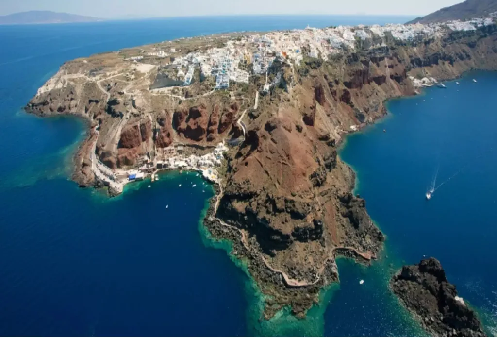 Σεισμικό σοκ στις Κυκλάδες: «Η καλντέρα Σαντορίνης εχει ανυψωθεί 4 ...
