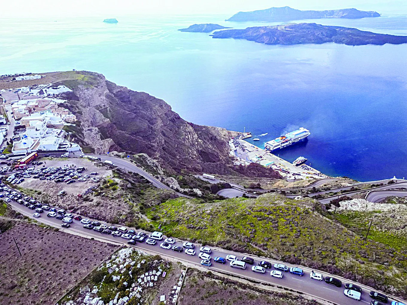 Σαντορίνη: Δύσκολη νύχτα με πάνω από 45 σεισμούς, παγκόσμια ανησυχία ...