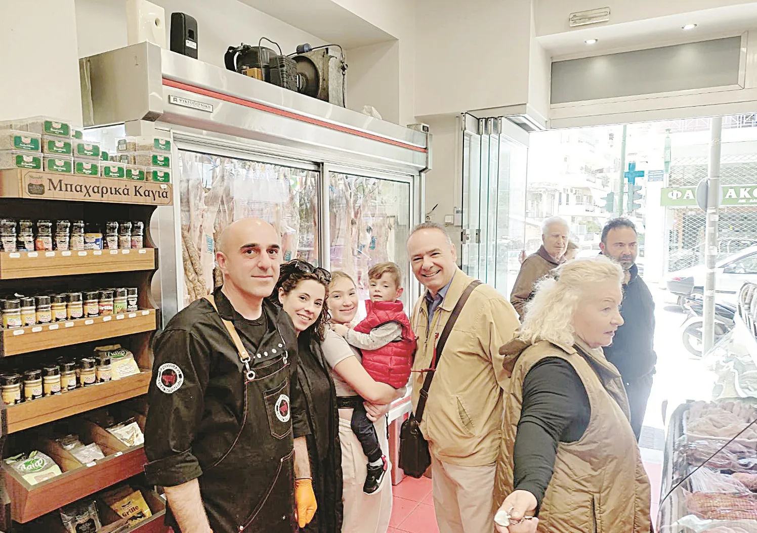 Χαμηλοί οι τζίροι στην πασχαλινή αγορά της Πάτρας σε σχέση με πέρυσι ...