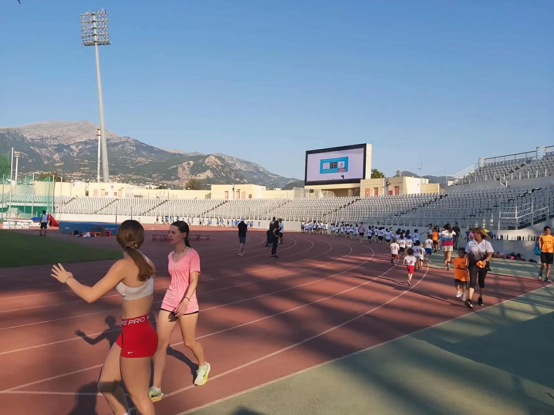 Γιορτή στίβου για Ολυμπιάδα, Πατραϊκή Ενωση και Αθλόραμα - Φωτογραφίες ...
