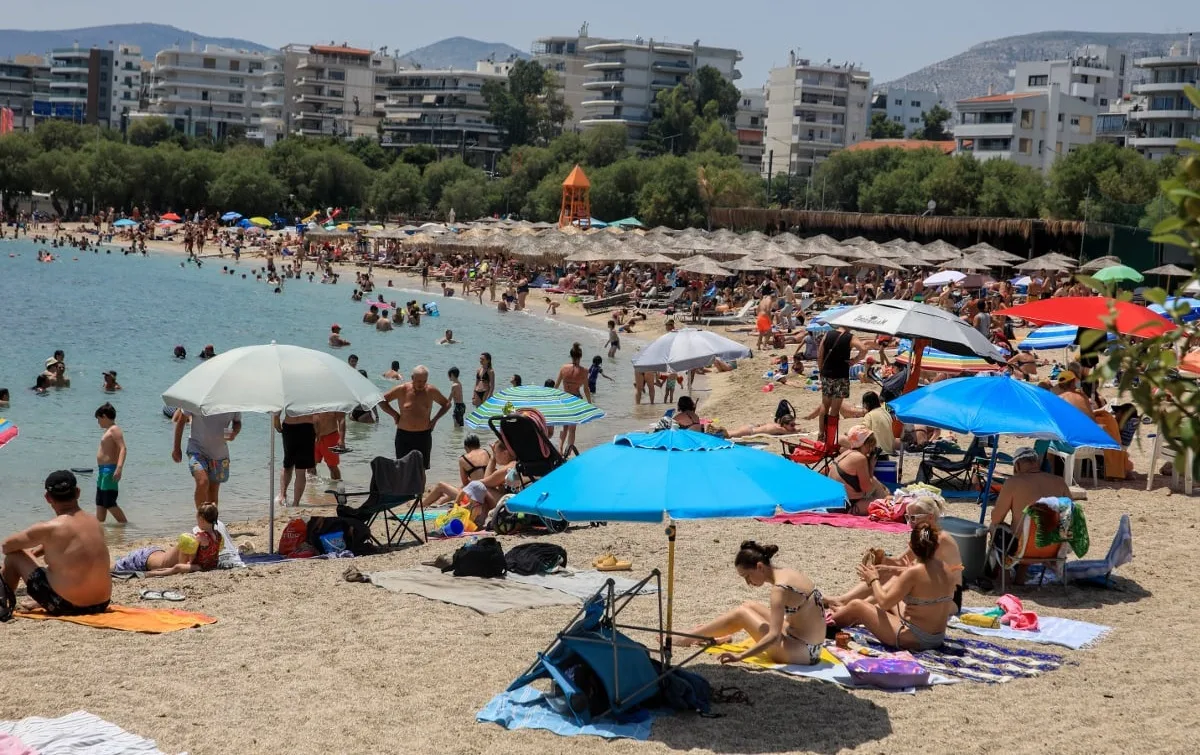 Αγίου Πνεύματος 2025: Ποιοι δεν δουλεύουν, τι μένει ανοιχτό – Η πρώτη ...