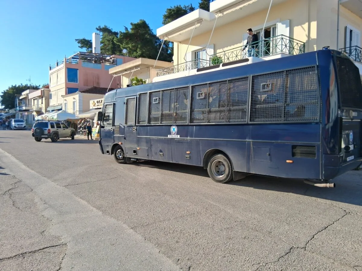 Το ισραηλινό κρουαζιερόπλοιο Crown Iris στο Κατάκολο - Αυξημένα μέτρα ασφαλείας και παρουσία ...