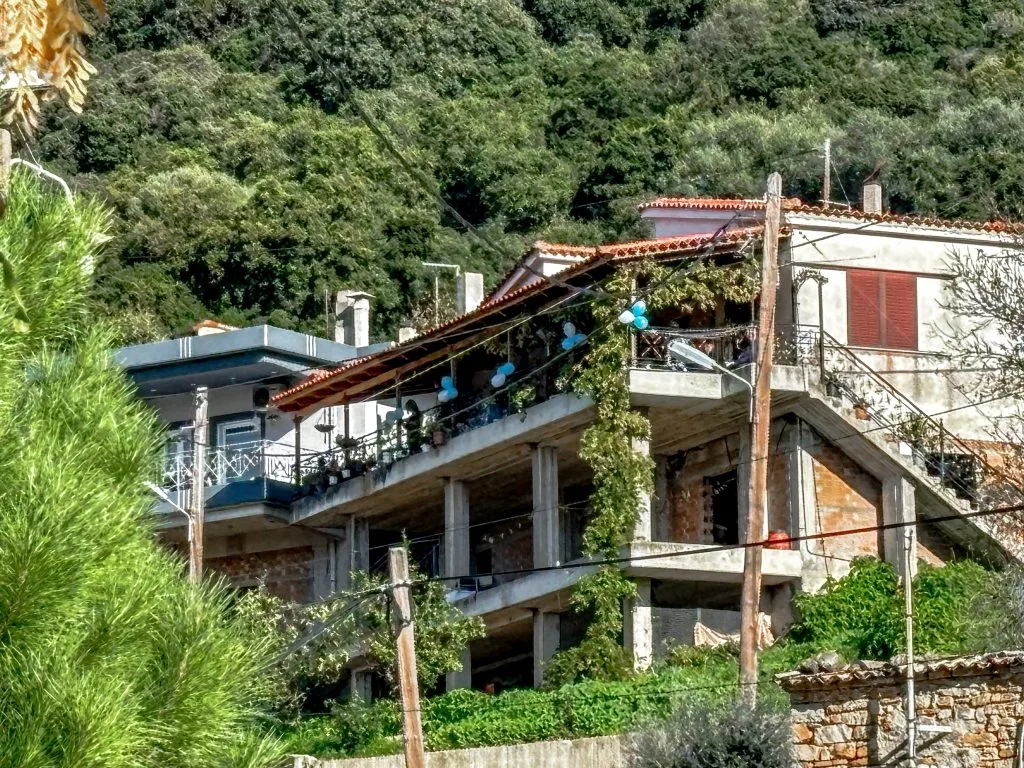 Τραγωδία στην Δυτική Αχαΐα: Ομολόγησε ο 25χρονος θείος – «Γλιστρήσαμε ...